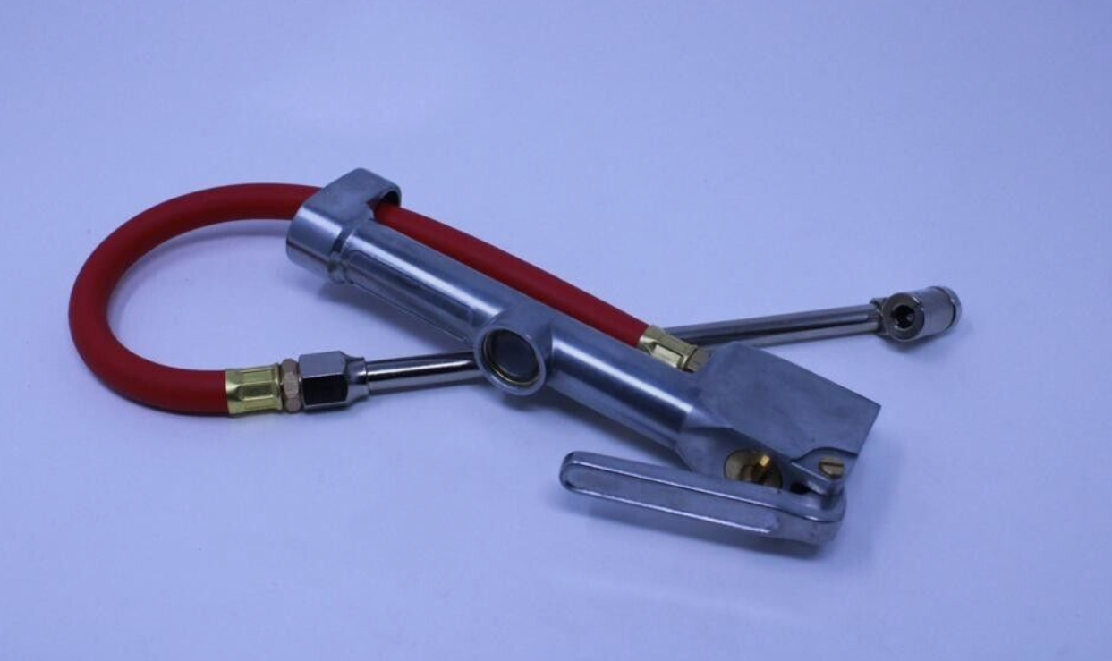 Dual Head Chuck Tire Inflator Gauge w/15" Hose - HEAVY DUTY (10 - 160 ...